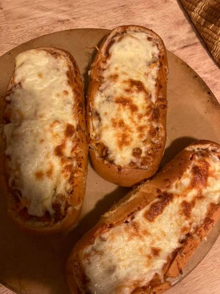 Garlic Spaghetti Sub Buns 2023 – Easy Family Recipes